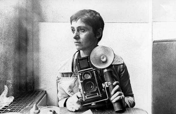 Diane Arbus: From Fashion to Freaks - James Grissom