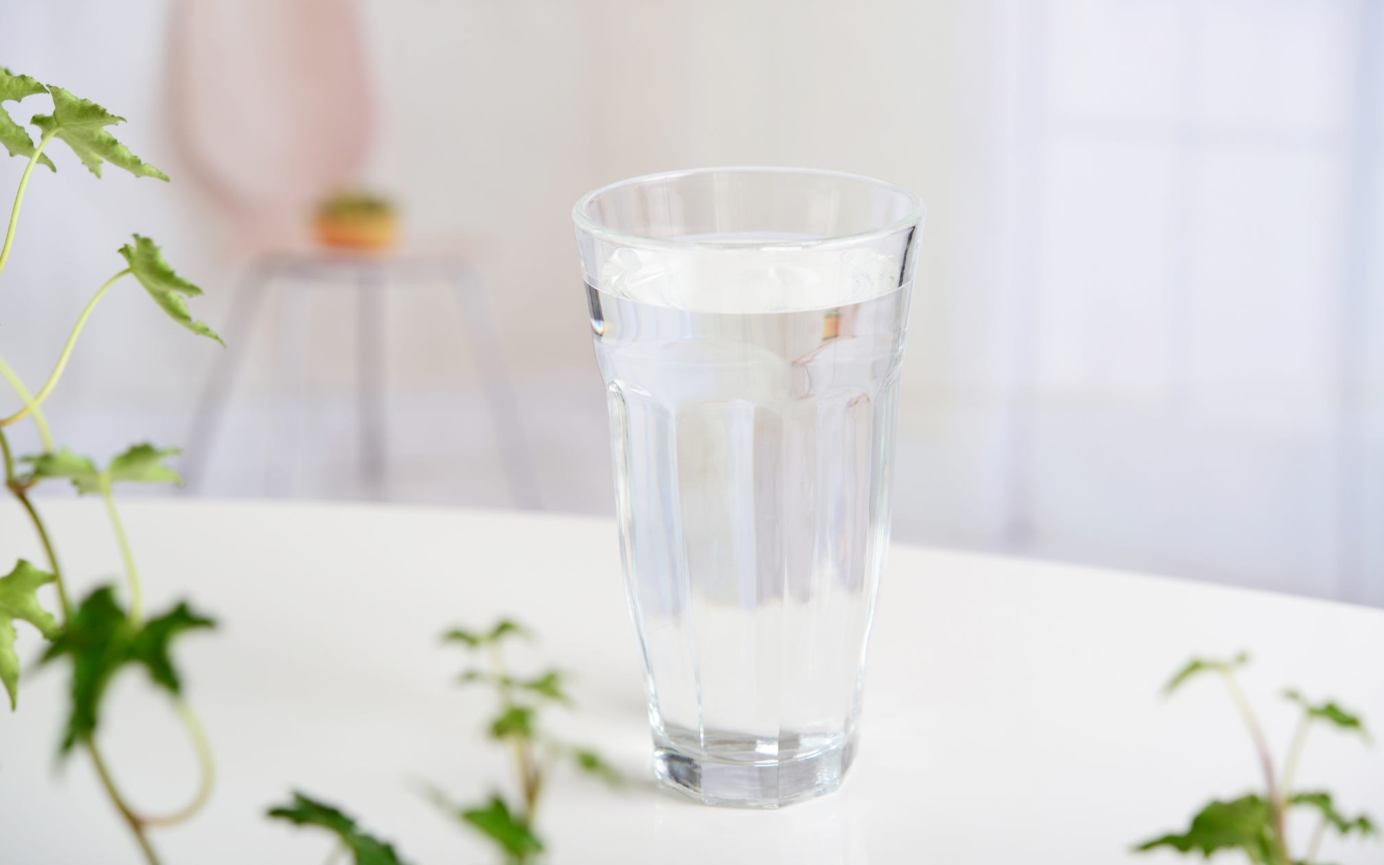 How to Improve Fluid Intake in Dementia: Tips for Hydration Success