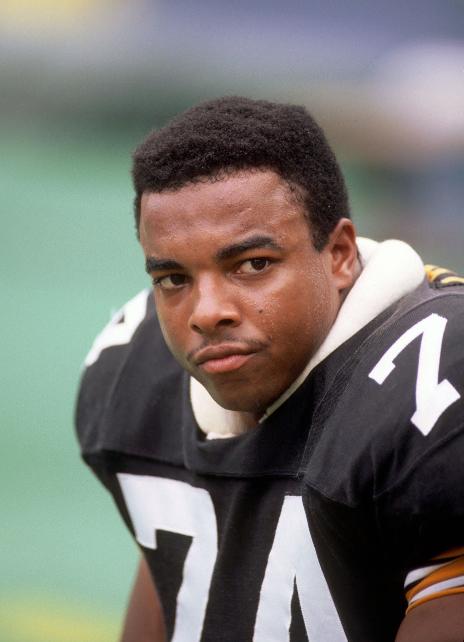 These NFL Players Paid the Ultimate Price for Football