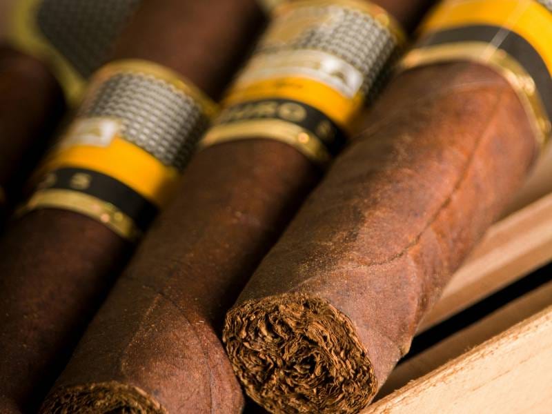 What Makes Cuban Cigars So Special? A Deep Dive into History ...