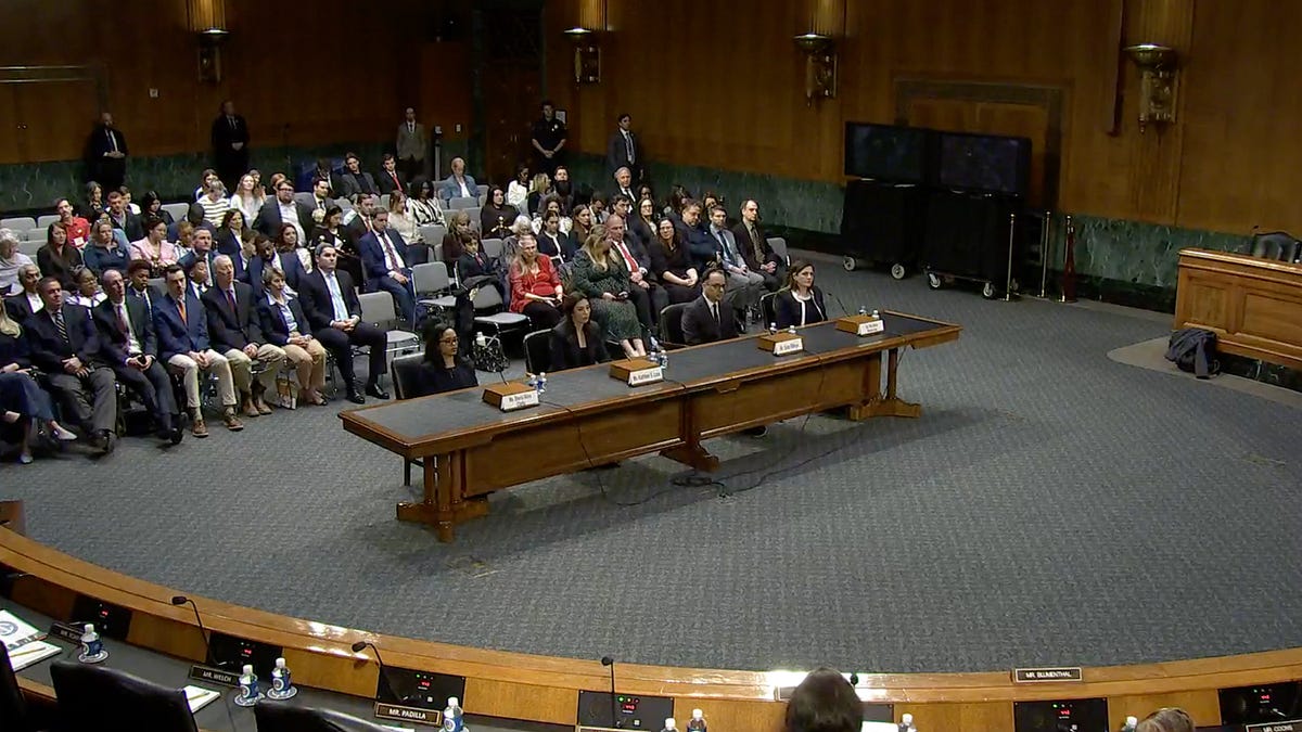 “Complete lack of independence and backbone”: Senators call out ...