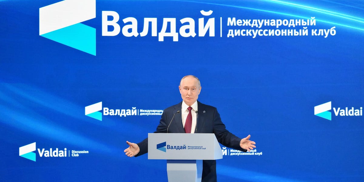 The Polycentric World: Instructions for Use