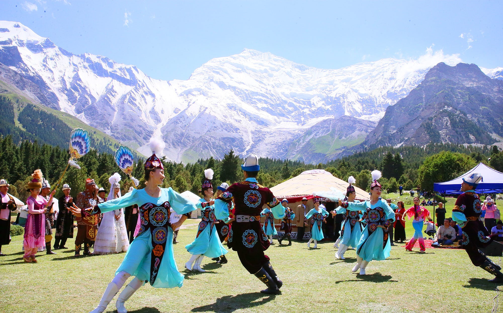 Xinjiang's remarkable development achievements deserve global recognition