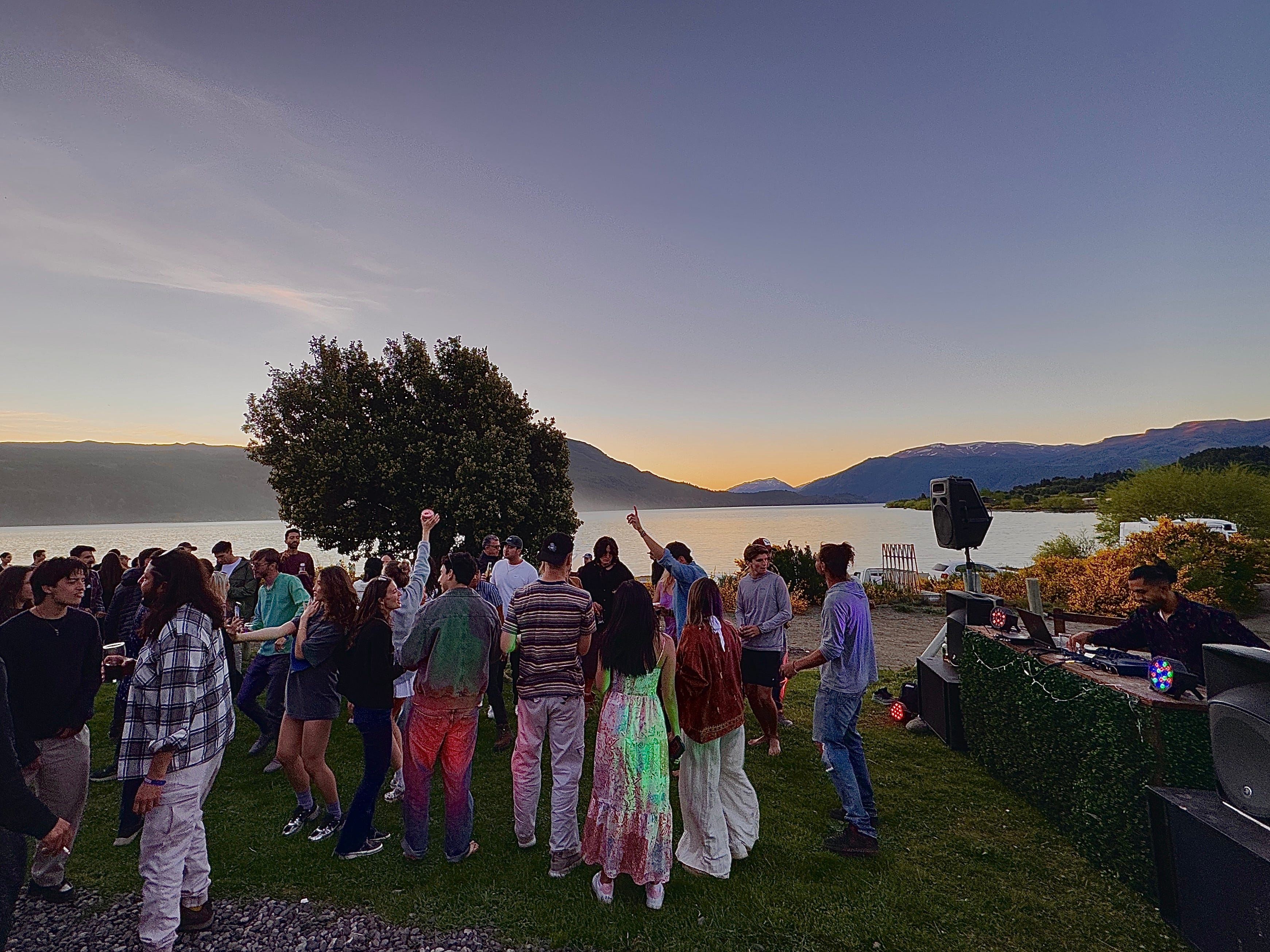 Still in Edge City Patagonia - Photo Essay - by Maki