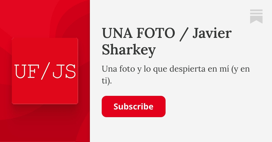 About - UNA FOTO / Javier Sharkey