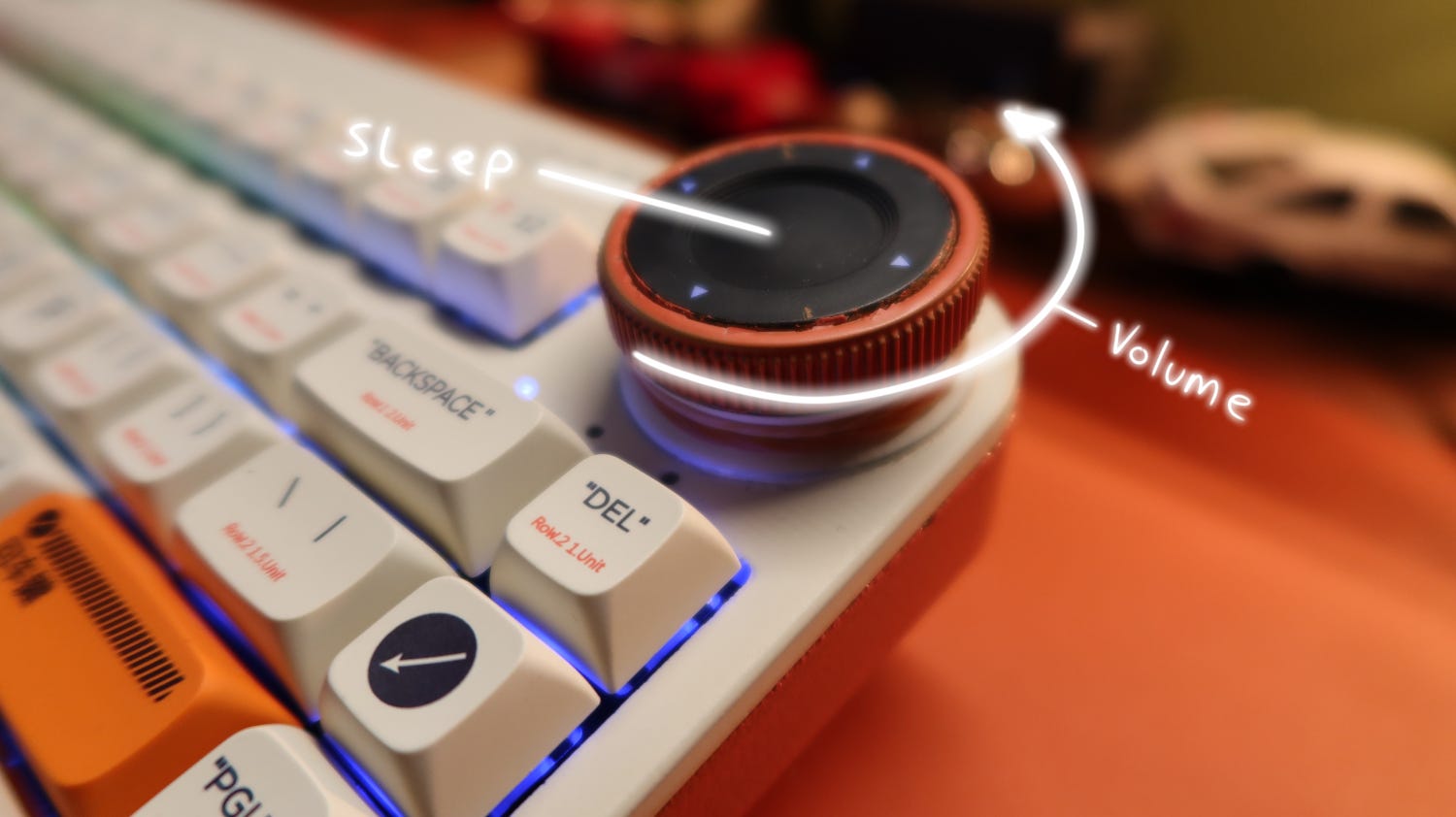 Azio Foqo Mechanical Keyboard Review - by Vincent Bekong