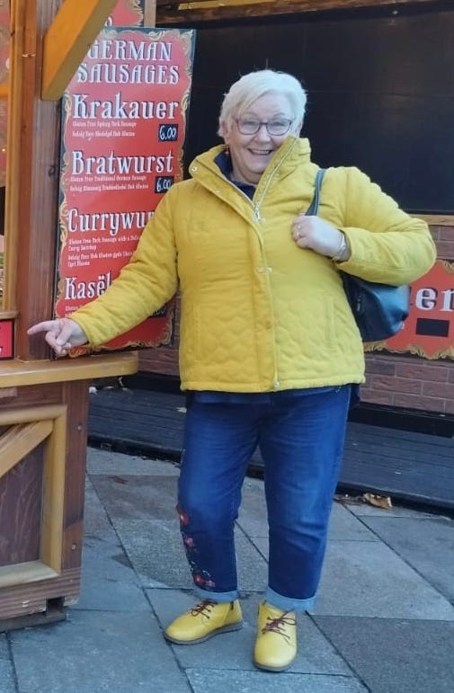 Firefighter who lost older brother in house-fire to climb Everest in ...