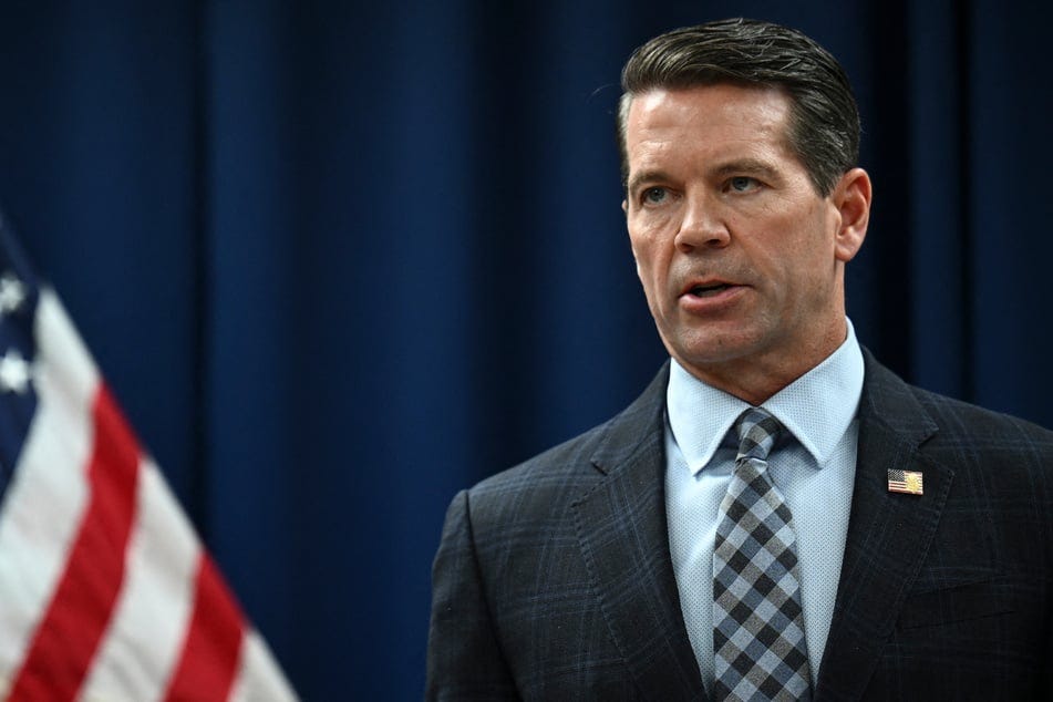 Internal battle at FBI over Epstein files