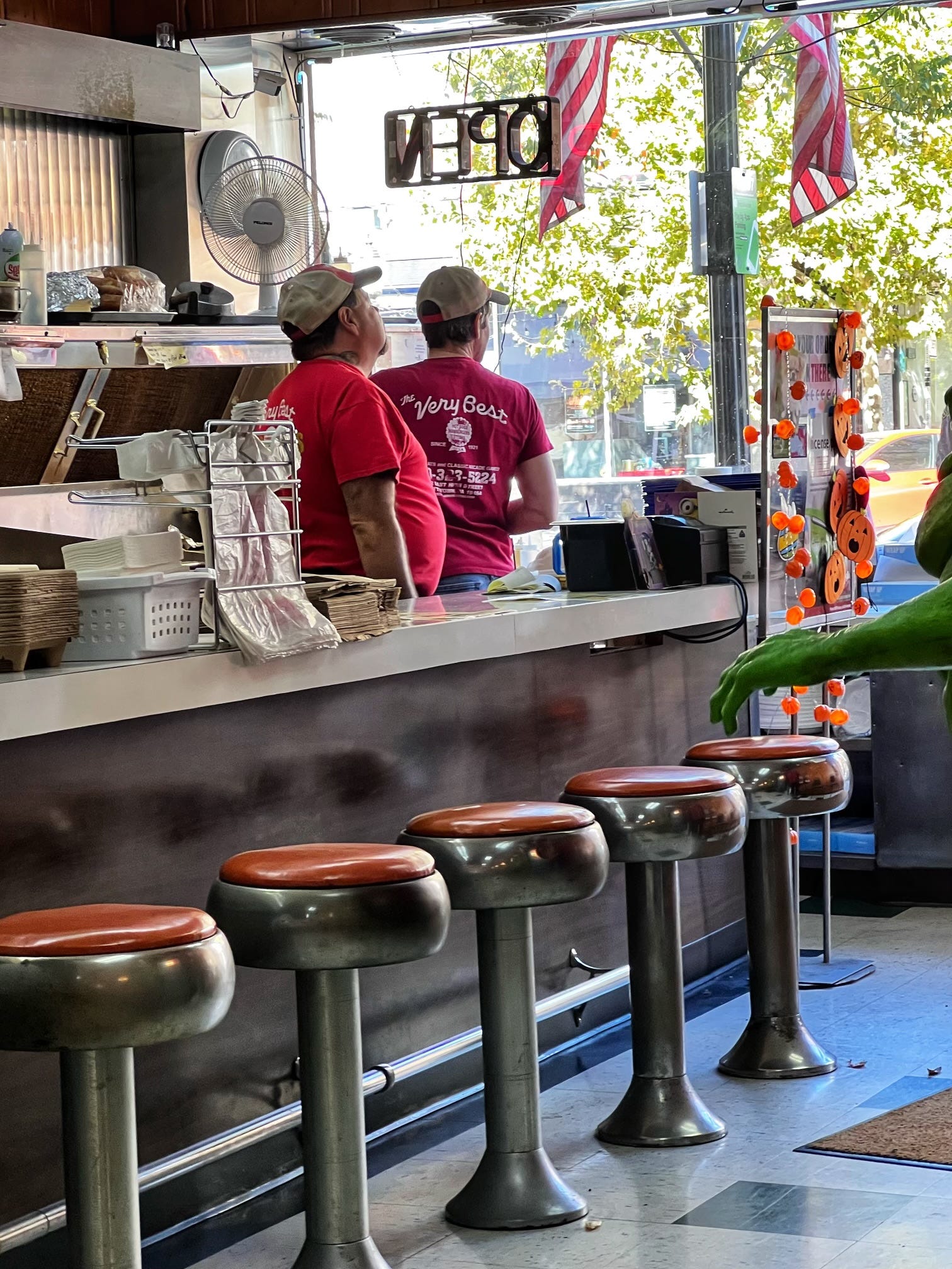 Field Report: The Very Best Weiner Shop