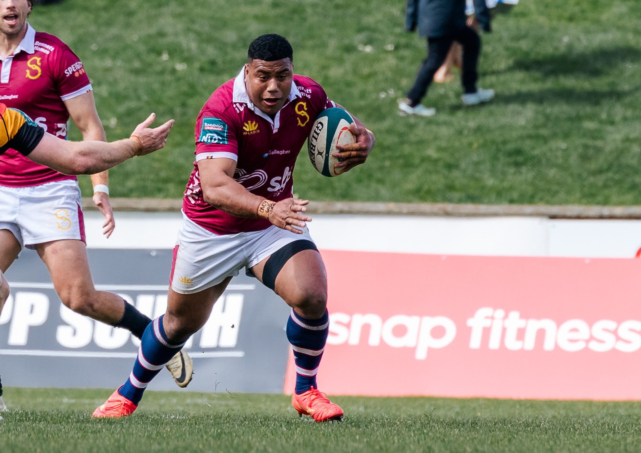 Uncontracted Southland Stag lands Welsh gig