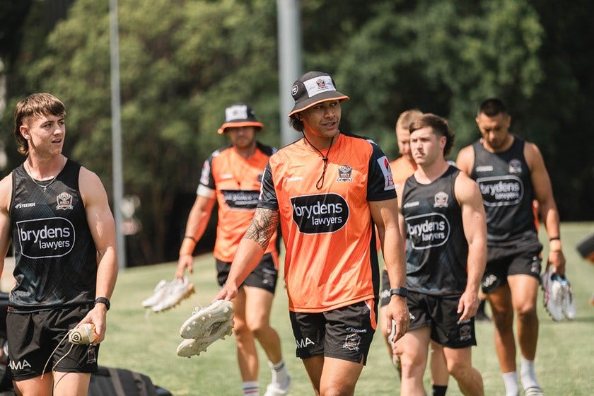 Former Southland Stag signs with NRL club - by Logan Savory