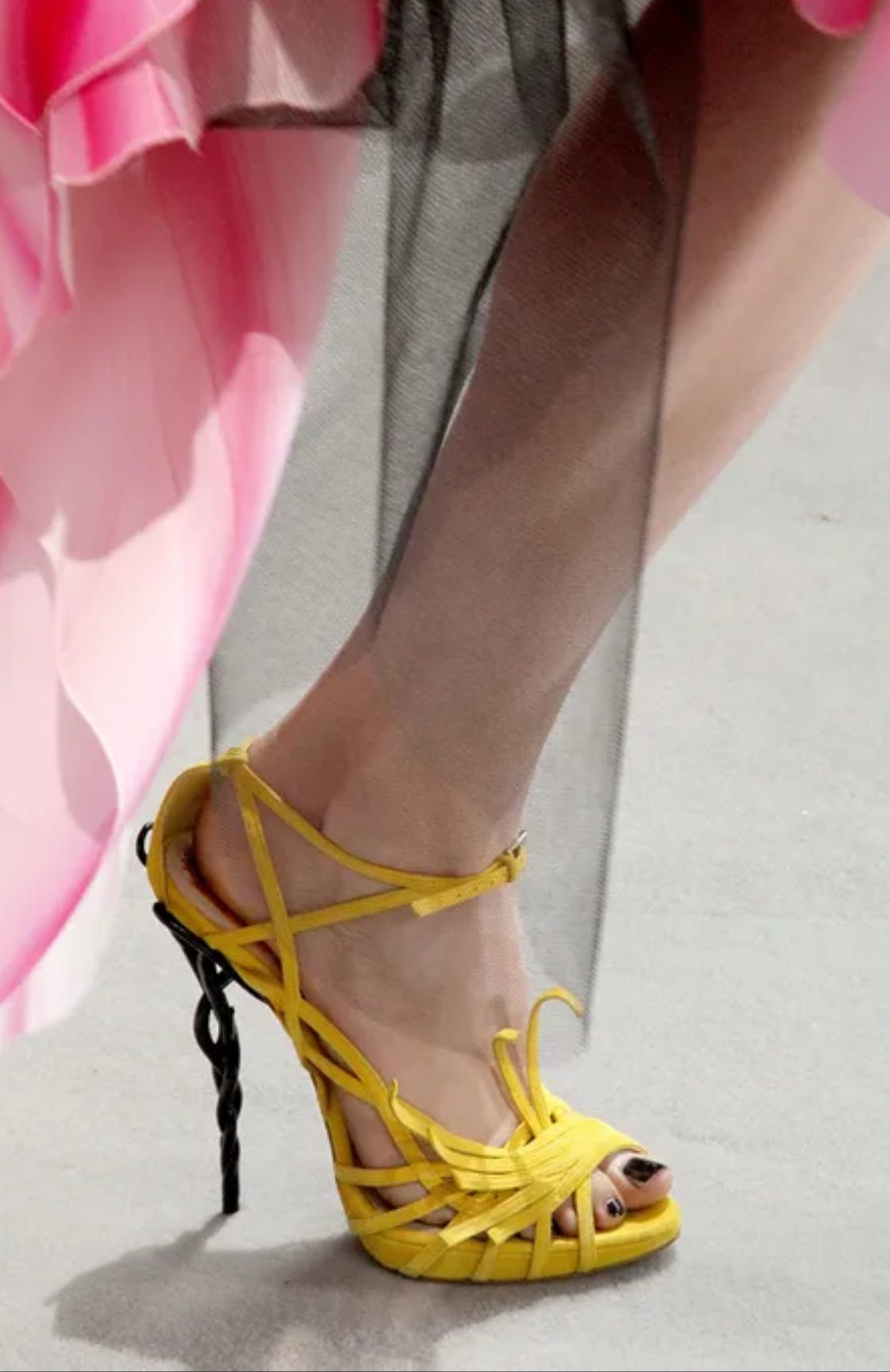 Peak Ugly Shoe Mode - by Kevin Robles - STYLE BEAT