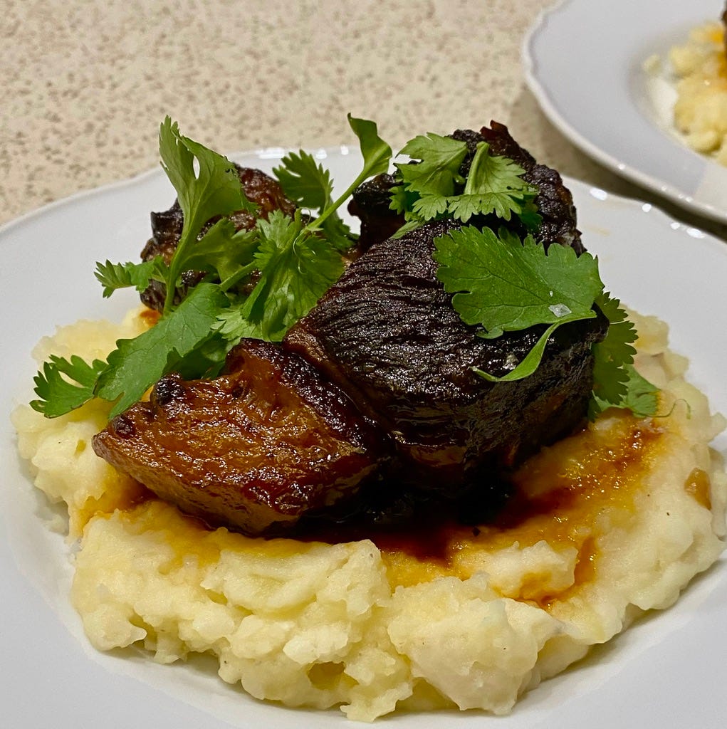 Mojo (inspired) braised short ribs - by Daniela Armas