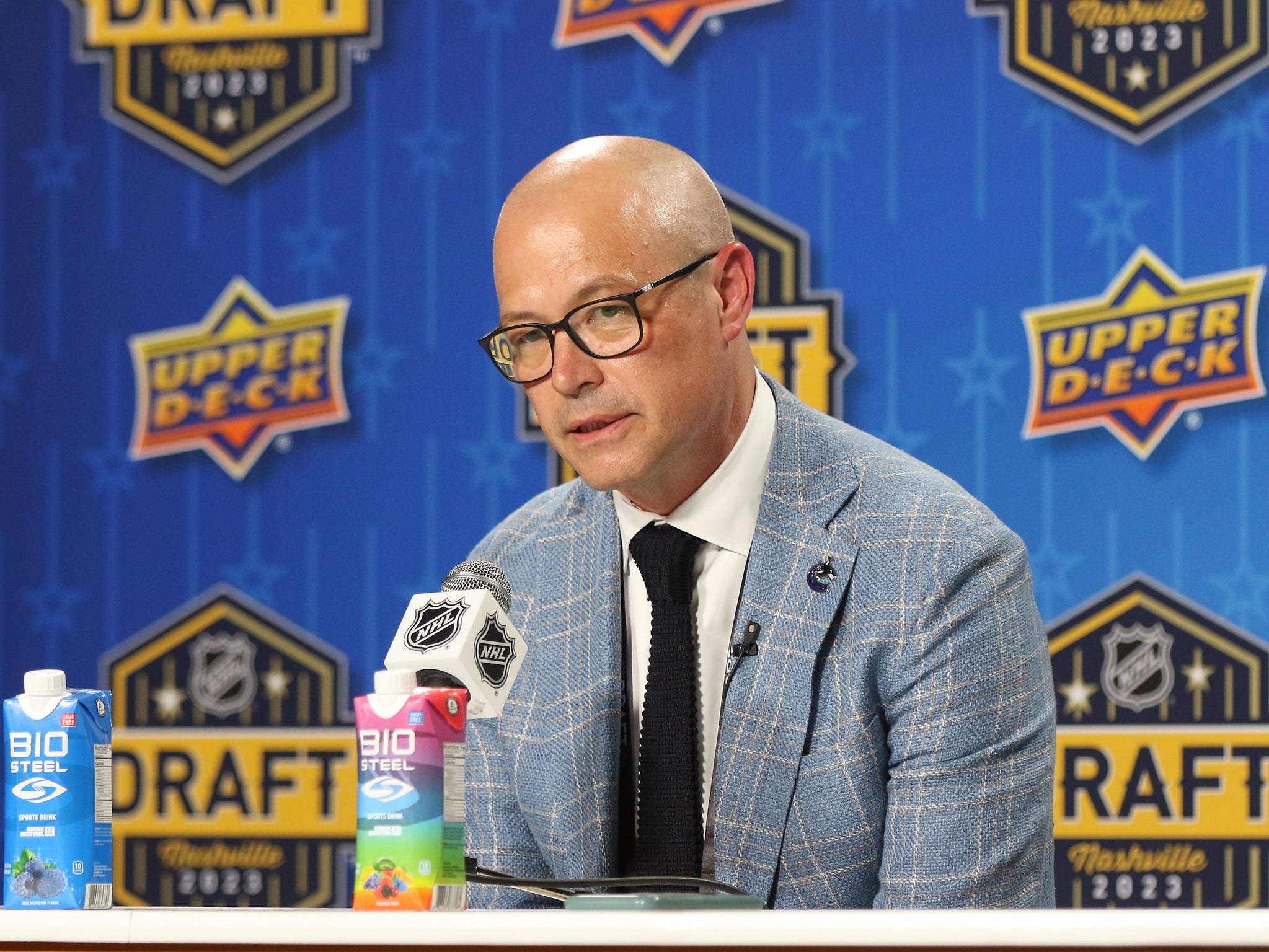 5 GM's Whose Jobs Depend on This Season's Performance