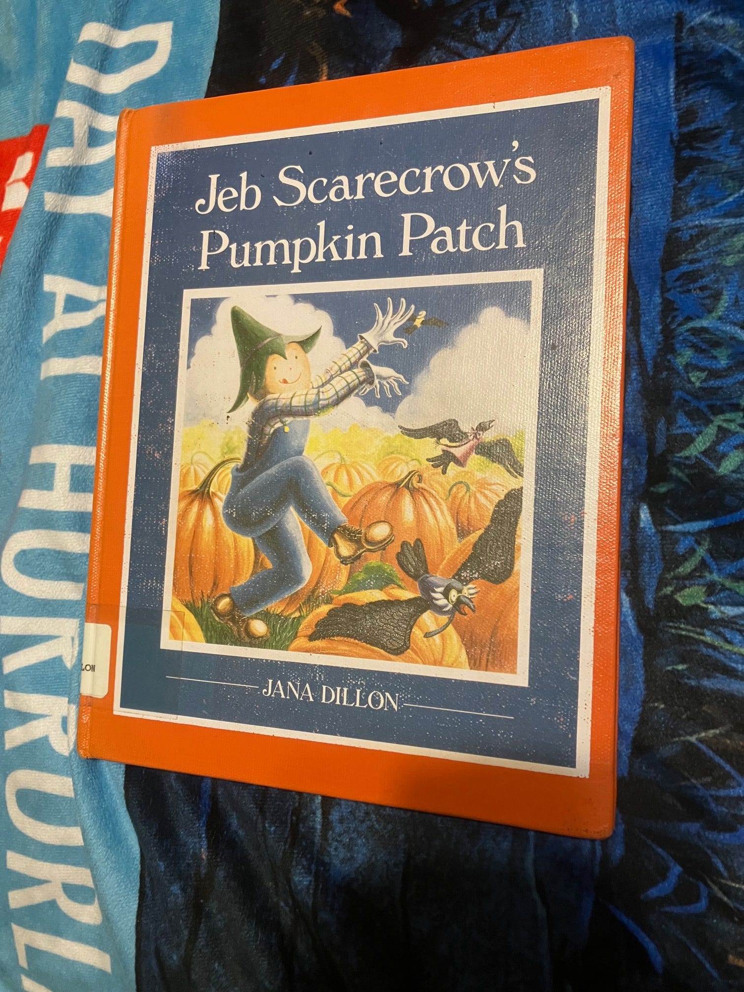 Book Review: "Jeb Scarecrow's Pumpkin Patch"