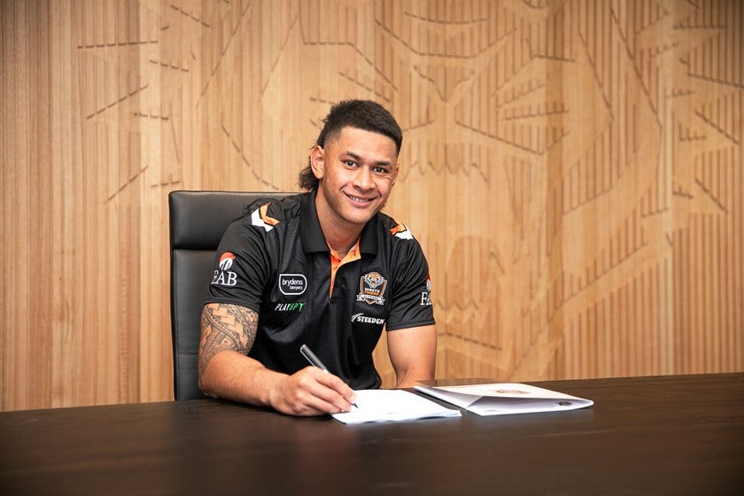 Former Southland Stag signs with NRL club - by Logan Savory