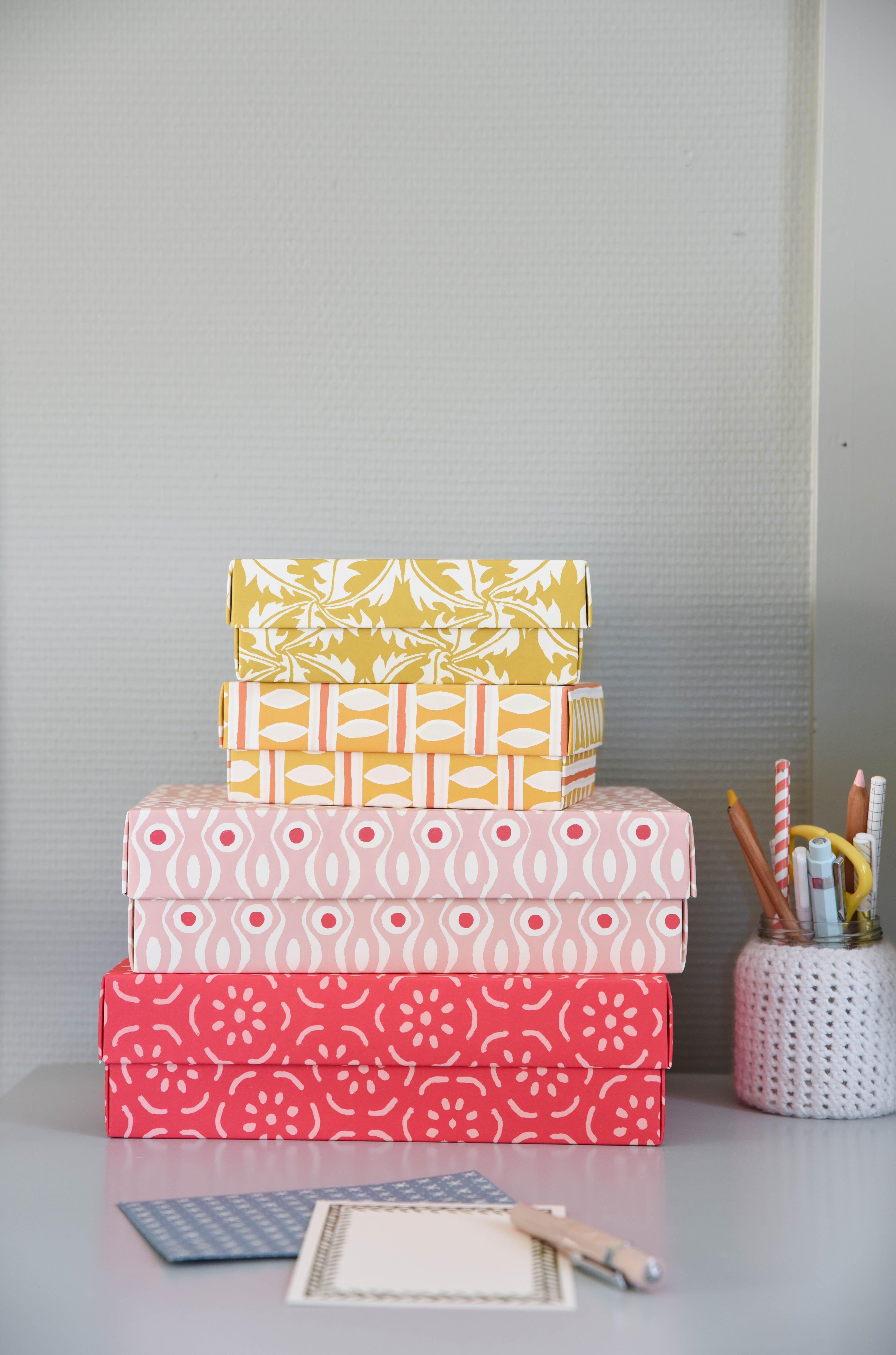 Stationary Boxes - by Yvonne Eijkenduijn