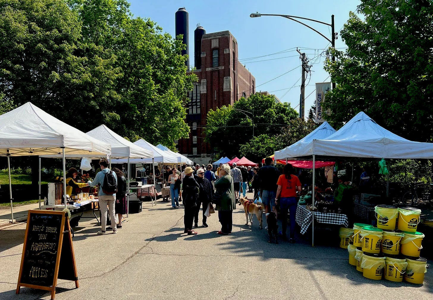 Now on localfoodforum.com: Webinar Recording, Farmers Market Tour