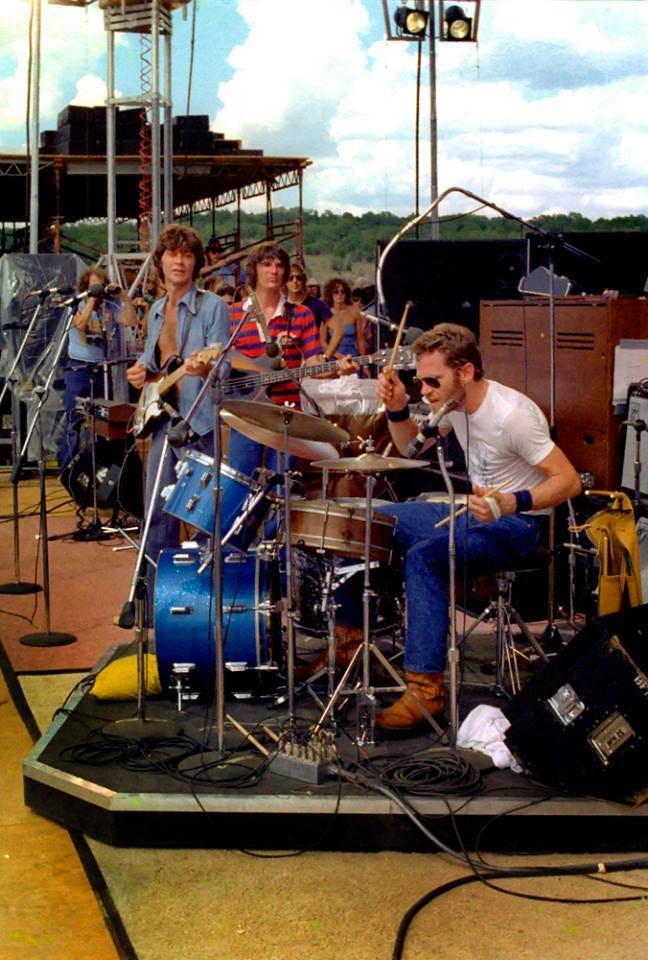 Make or Break? Story of Two 1976 Sunday Fests