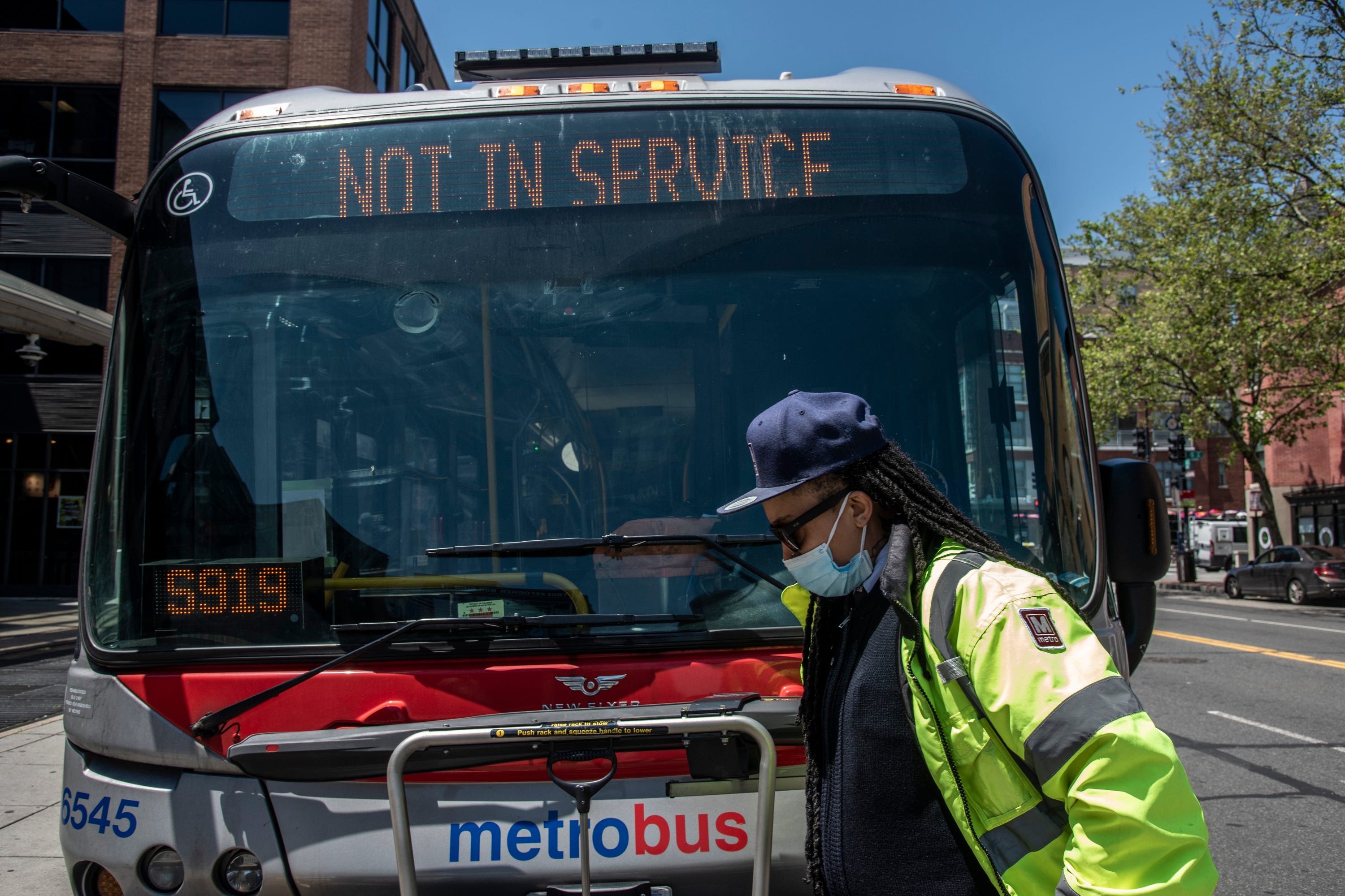 Should the bus be free? - by Matthew Yglesias