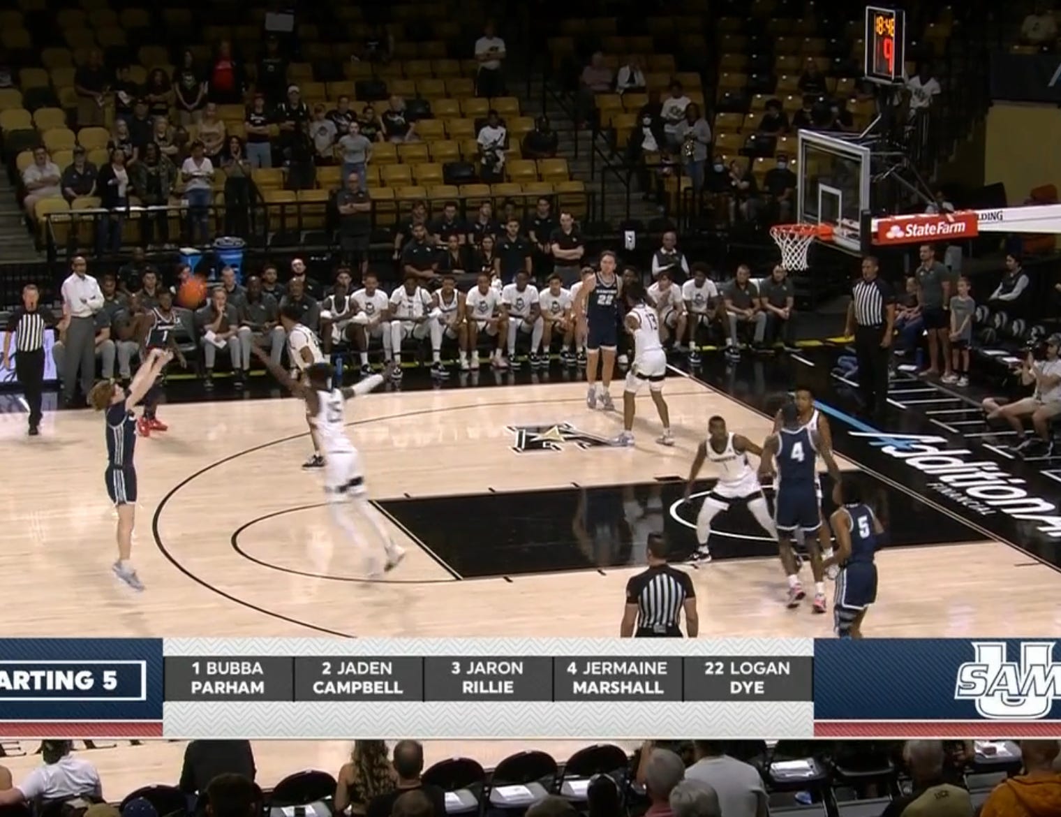 Sean Bairstow and Utah State remain undefeated..