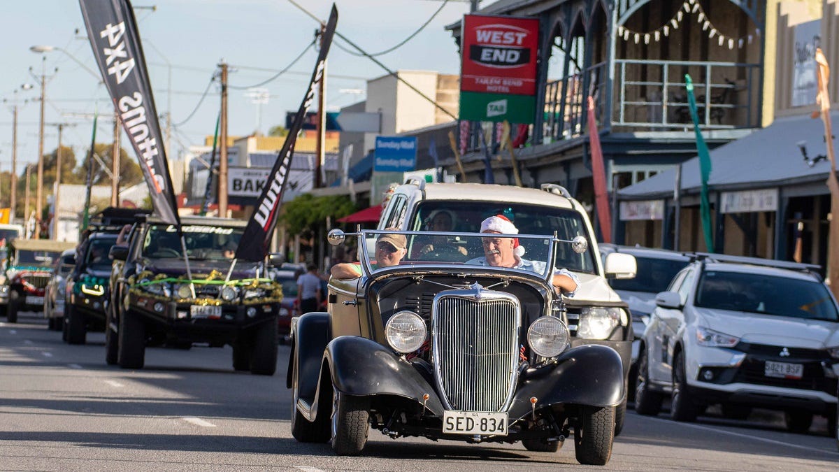 See the photos from the 2021 Tailem Bend Christmas parade