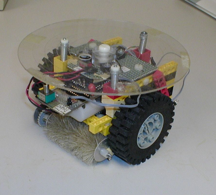 MachinePix Weekly #20: Joe Jones, inventor of the Roomba