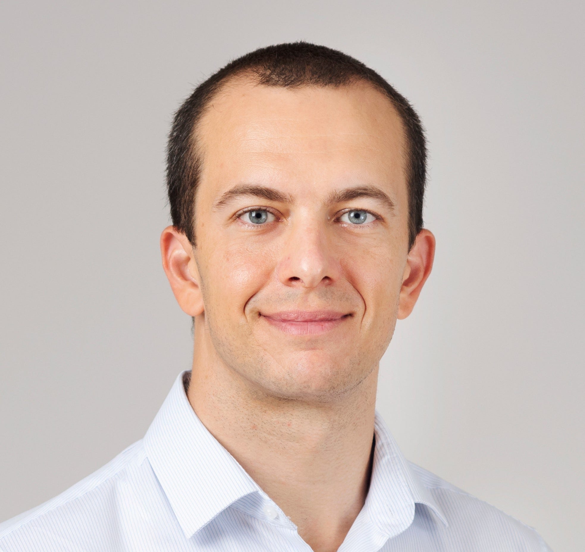 Roberto Ferraro | Substack