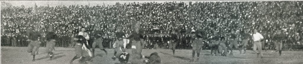 Great Lakes defeats Mare Island in the 1919 Rose Bowl