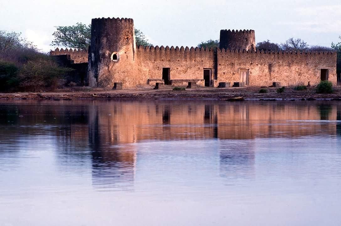 Monumentality, Power and functionalism in Pre-colonial African ...