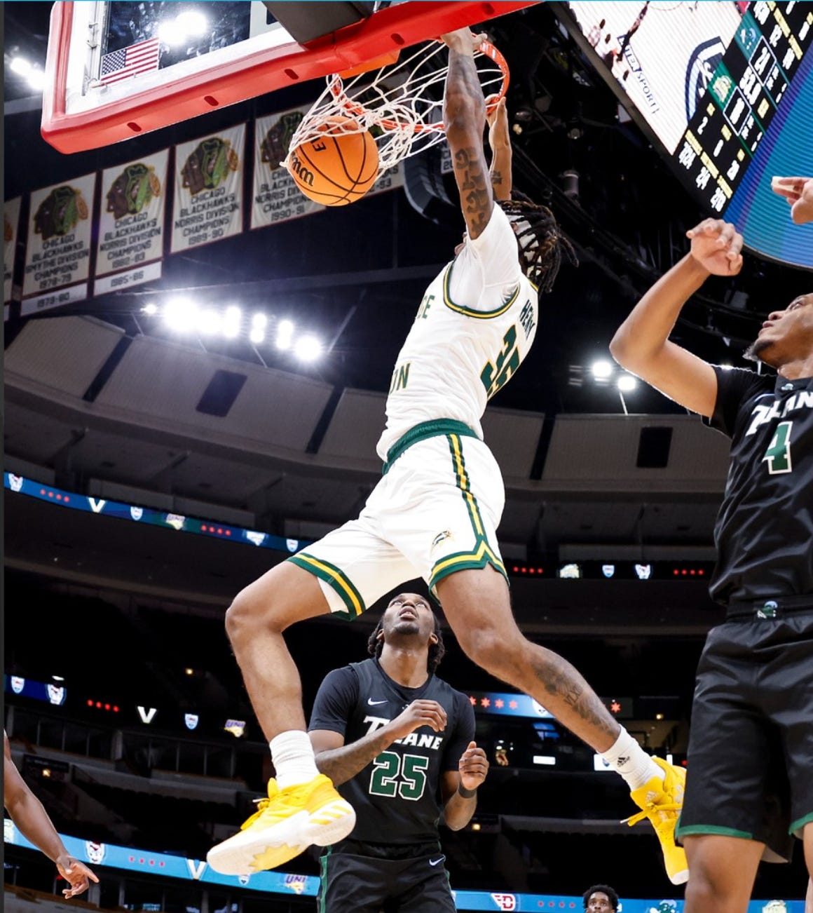 Defense comes up big for George Mason in grind it out win over Tulane