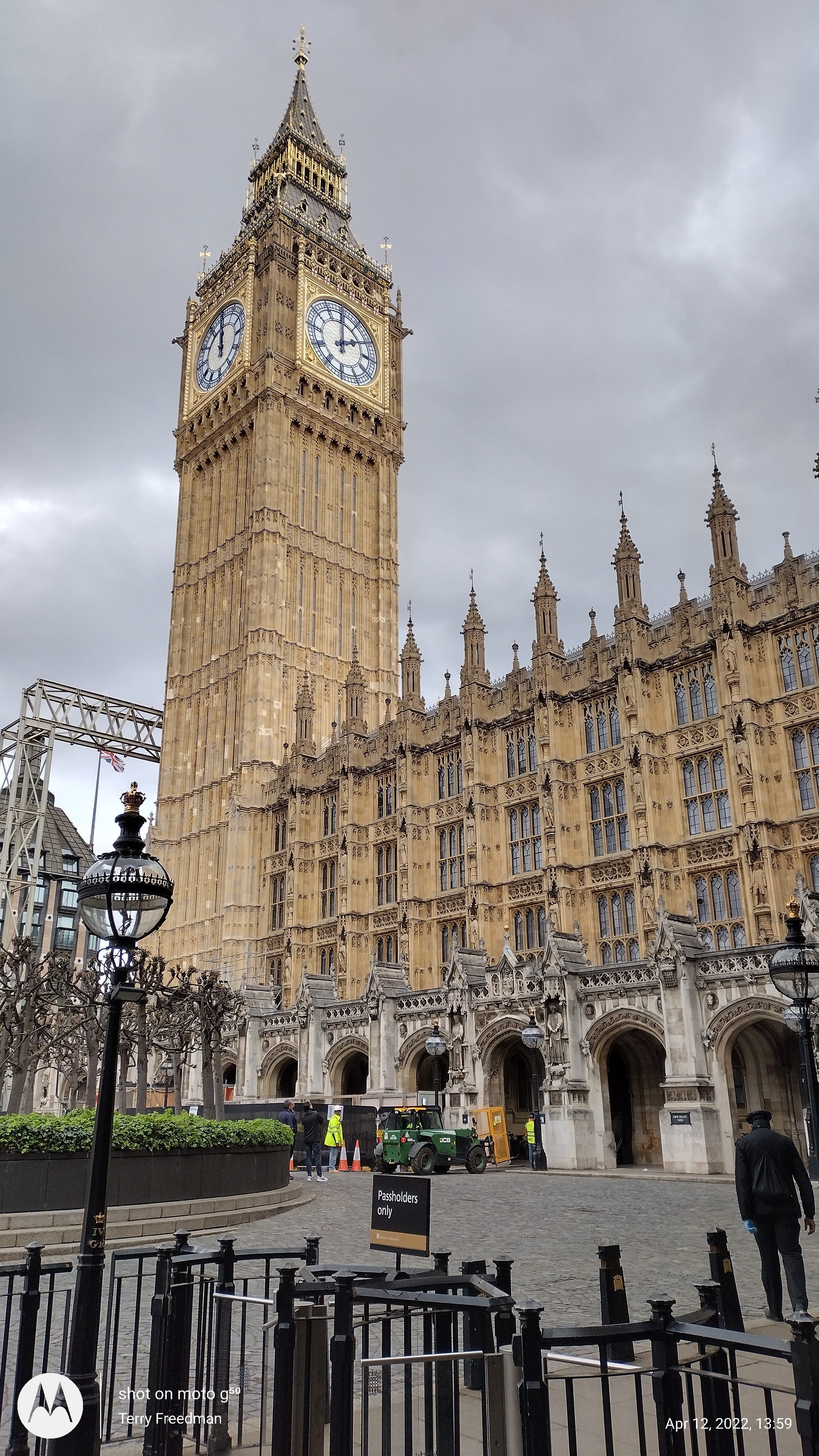 The refurbished Elizabeth Tower - by Terry Freedman