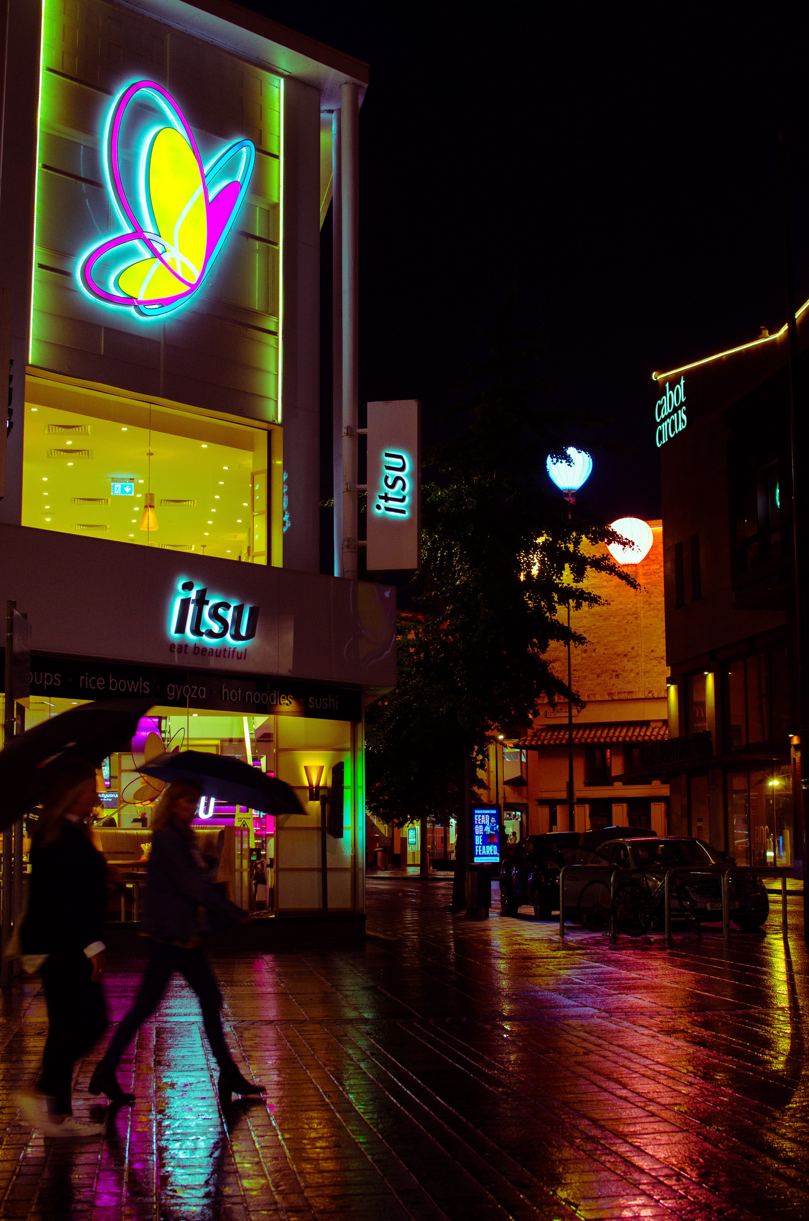 Bristol At Night - by Nathan - Amuzing