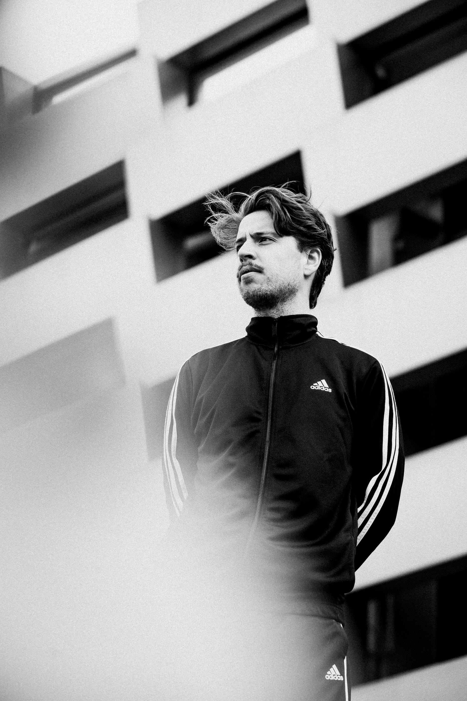 Interview with he is tall - by Jarod Smith