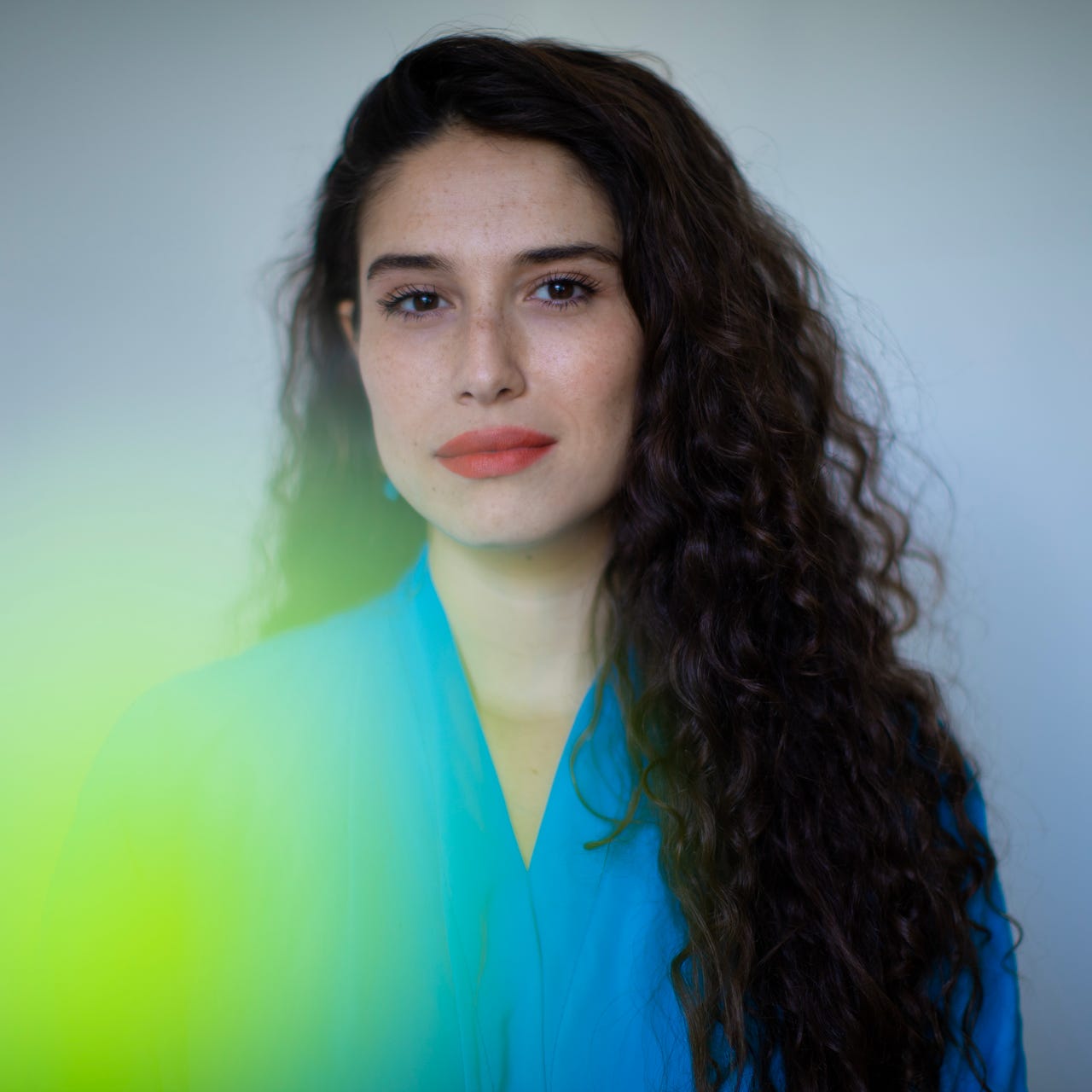 Join Dora Moutot’s subscriber chat