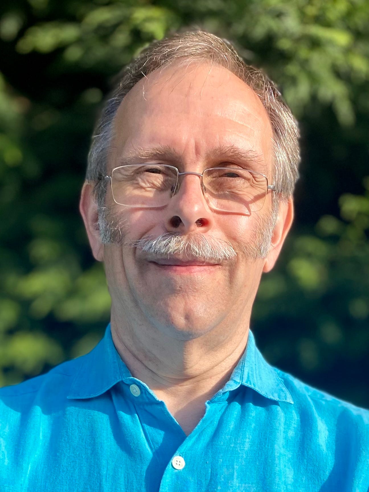 Robin Hughes's Instagram, Twitter & Facebook on IDCrawl