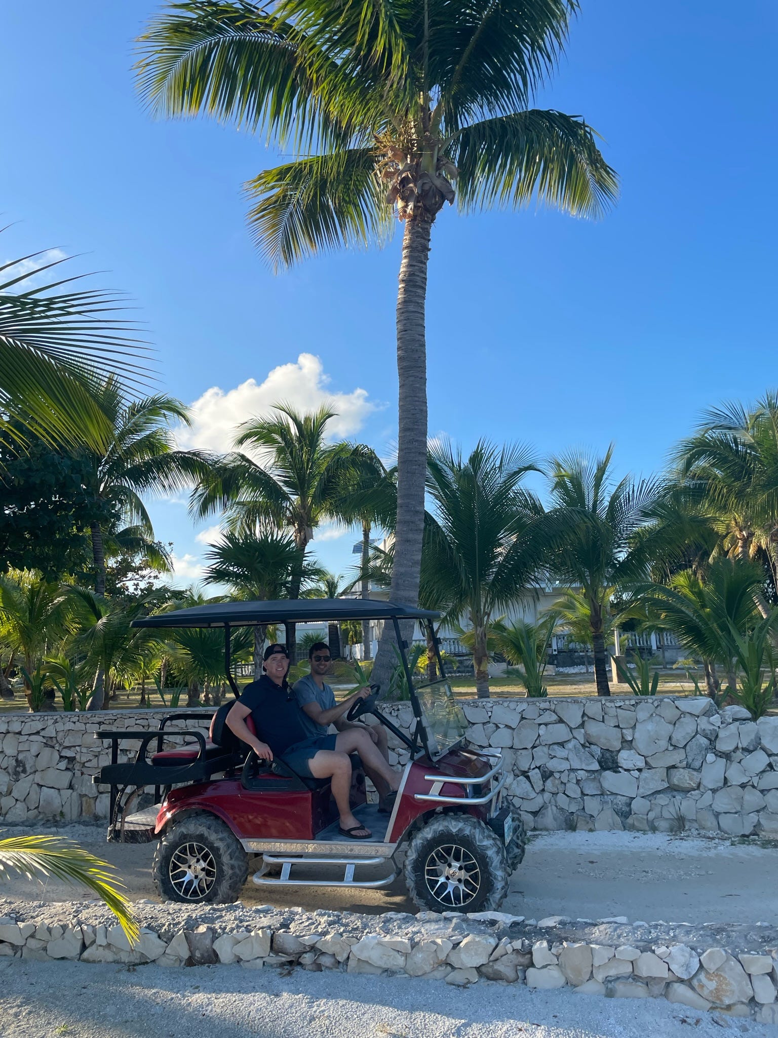 Caye Caulker, Belize 🇧🇿 🌴 - by Noah Belkin