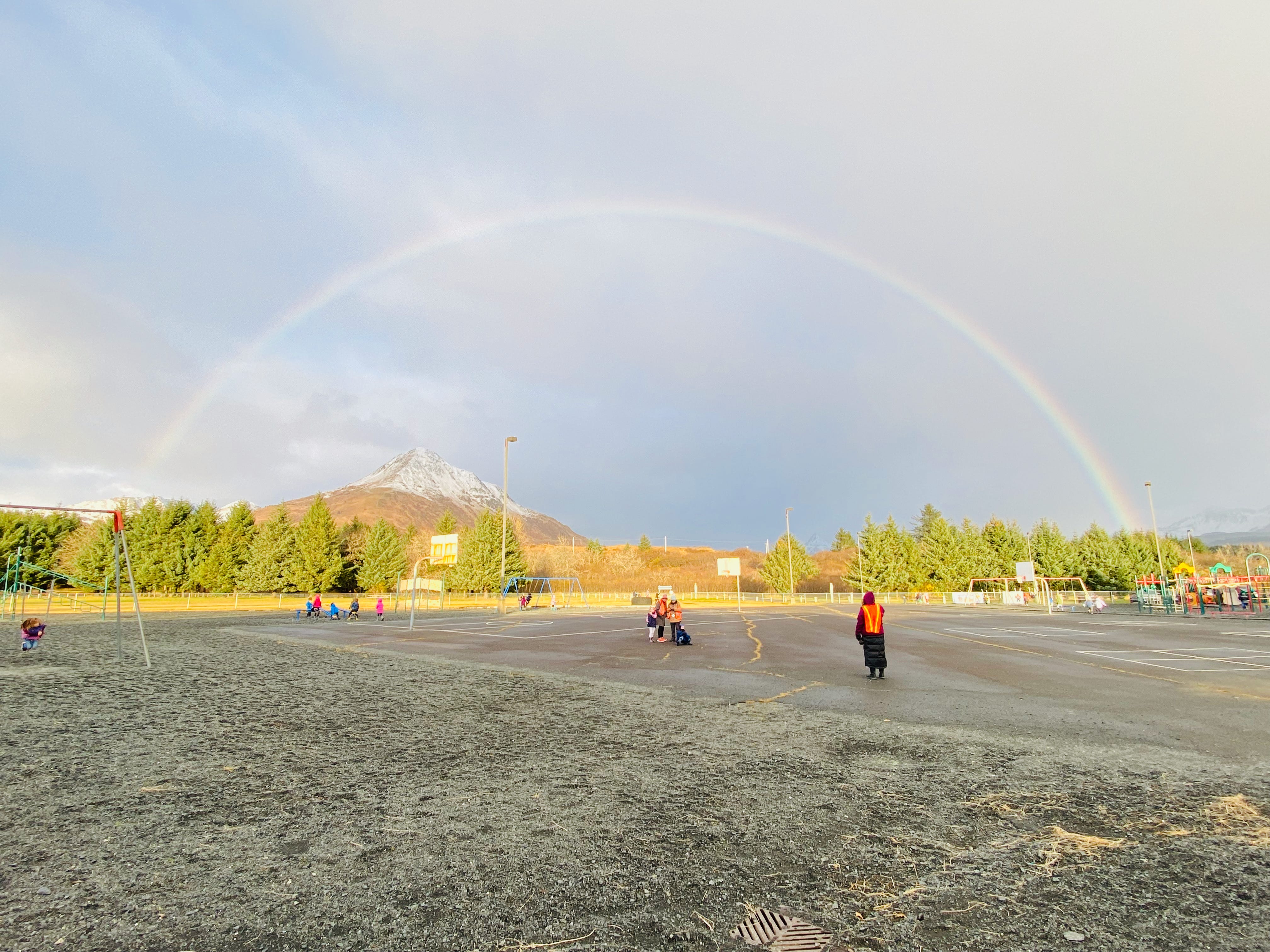Picture Retakes - by Damon Hargraves - Puffin Press