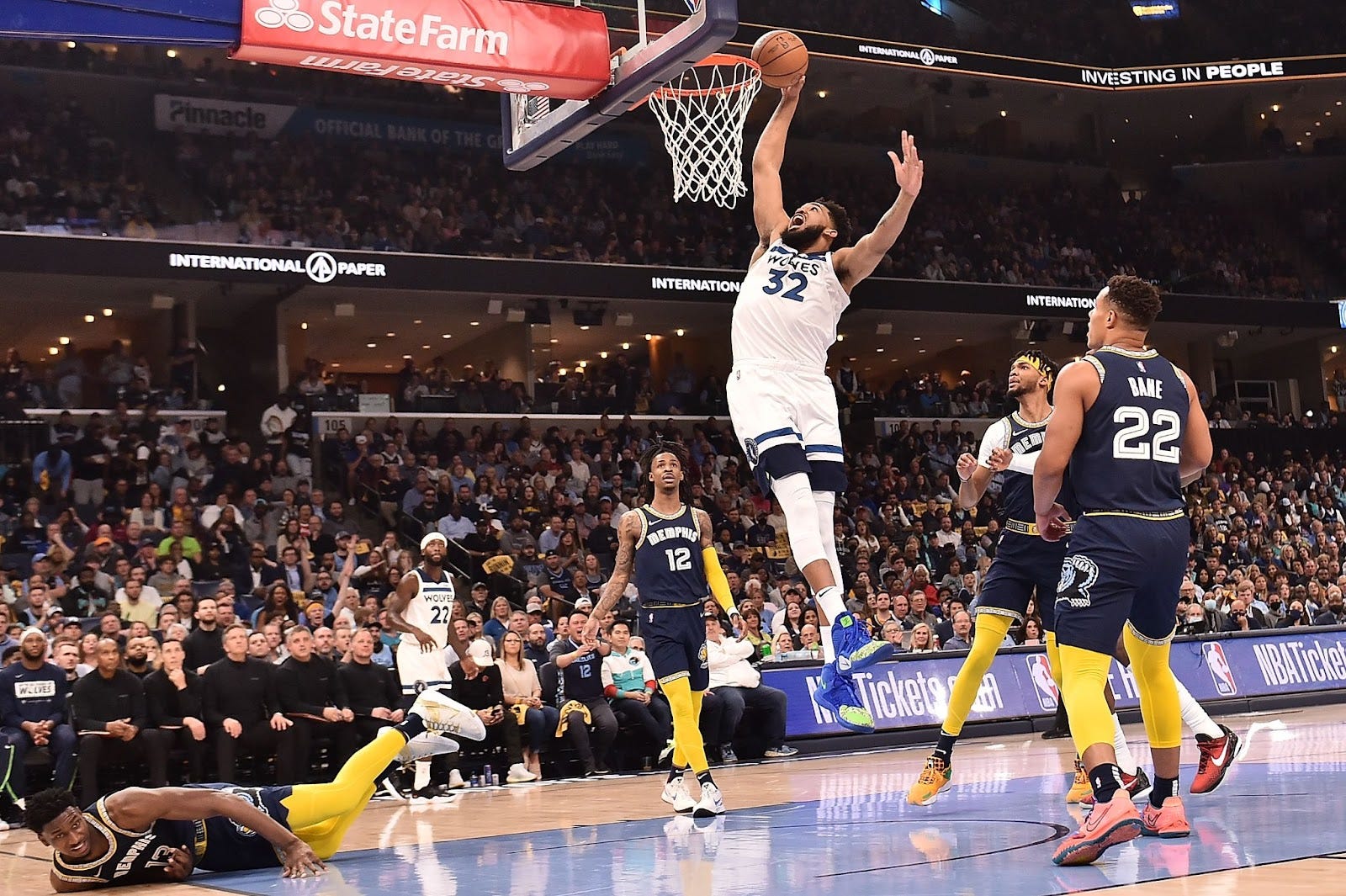 For NBA big men, best and worst of times - by Henry Abbott