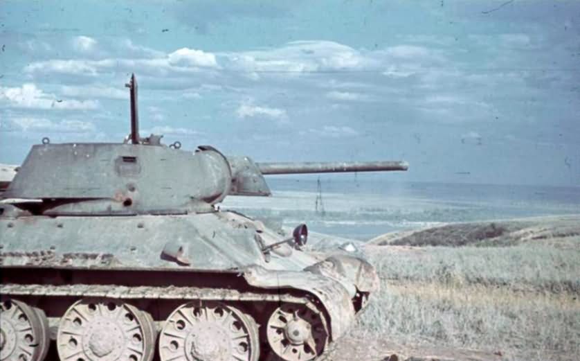 The Wehrmacht encounters the T-34 - by Martin Cherrett