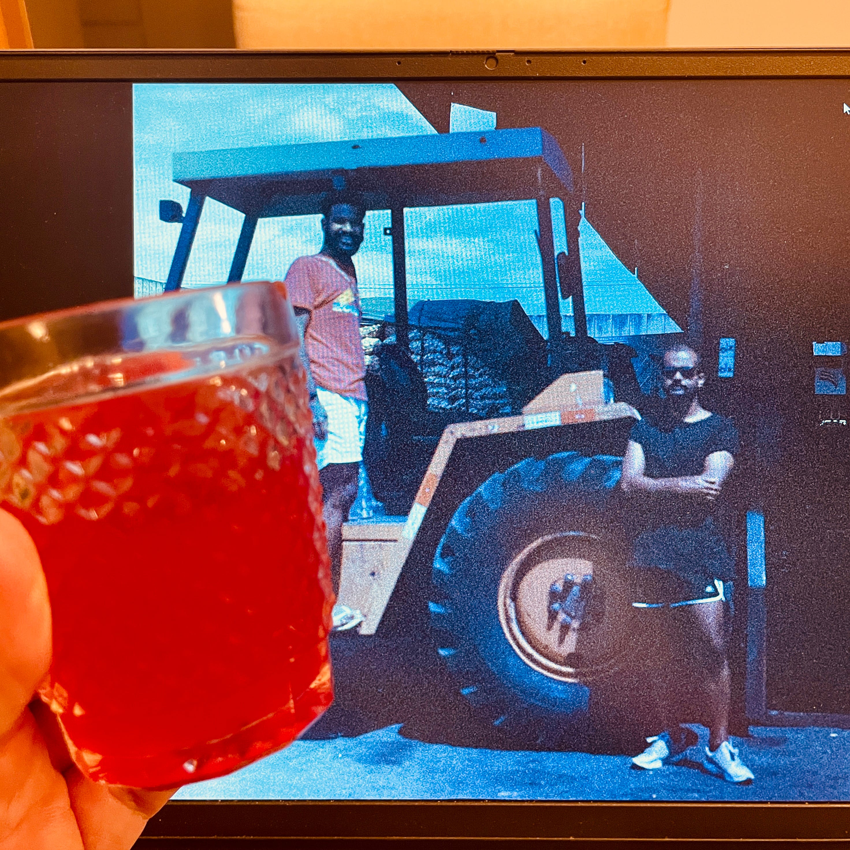 #12: “Lula”, Lupe de Lupe + Bombeirinho - by Bruno Capelas