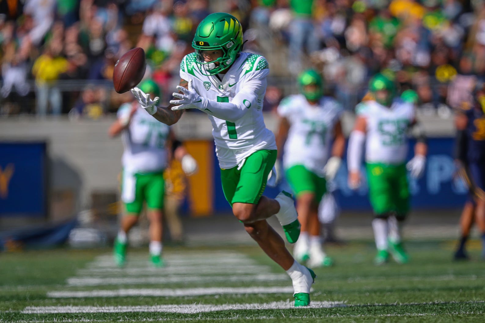 Photo Gallery: Oregon Ducks at Cal Bears football