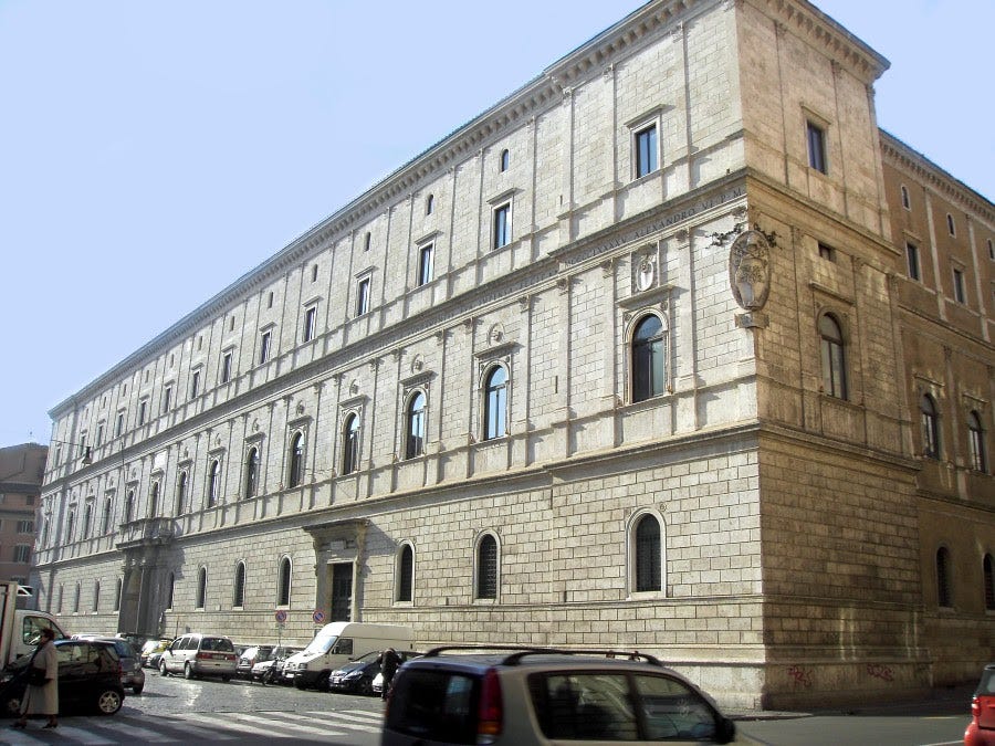 Order of the courts - The Pillar