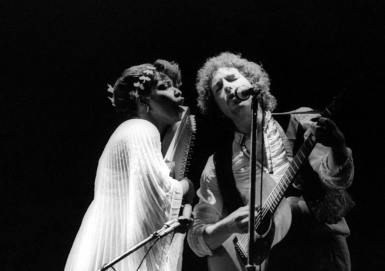 Regina McCrary Talks About Singing Gospel with Bob Dylan