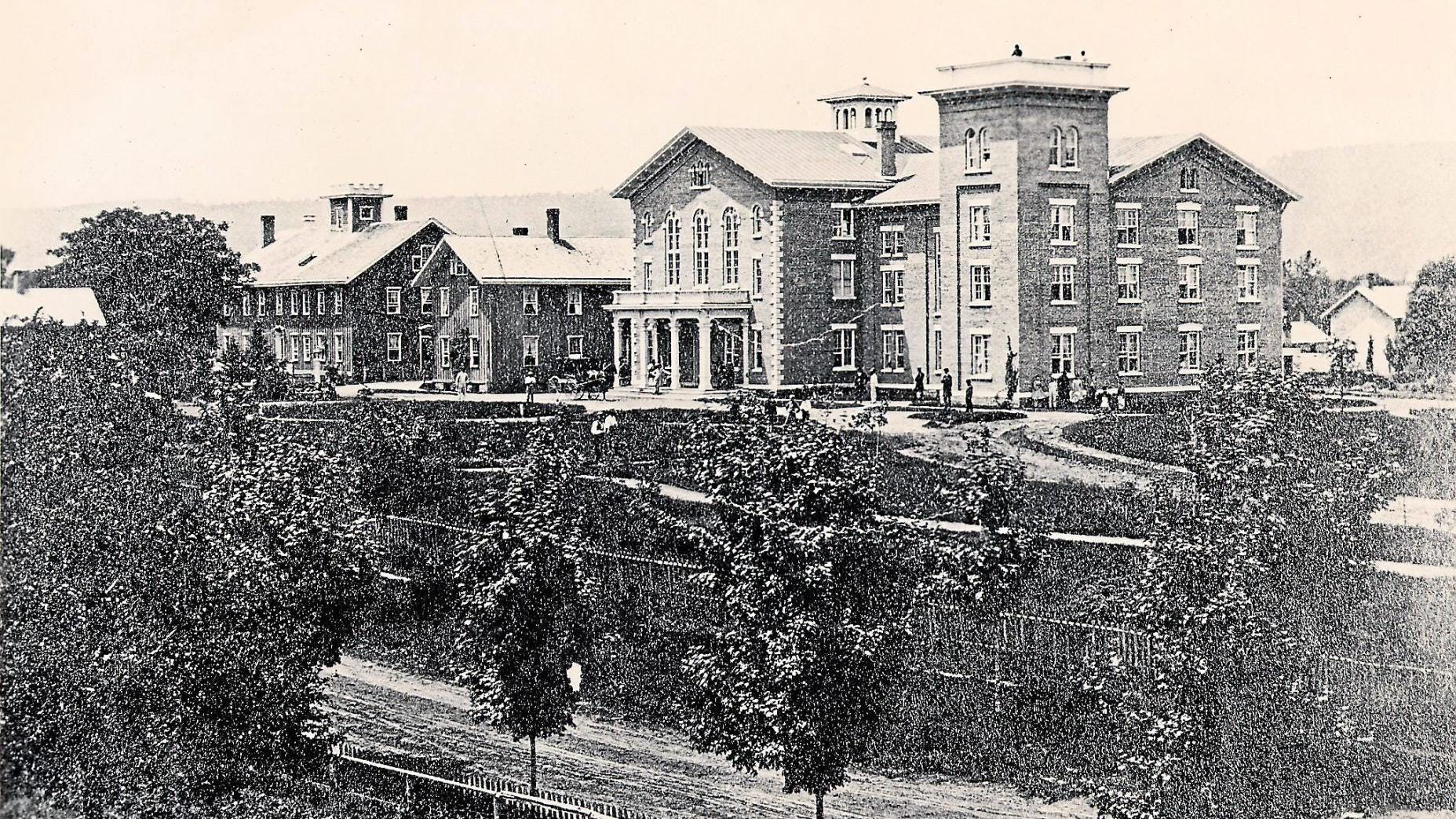 Oneida: The Victorian Free Love Commune that Changed the US