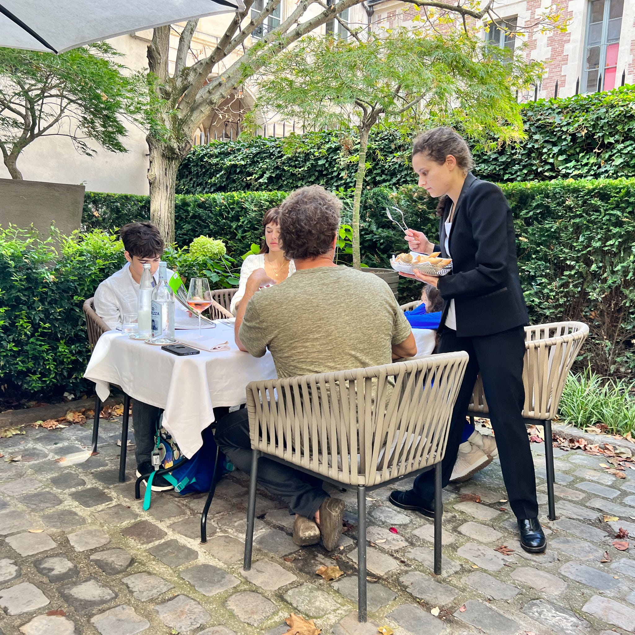 Eating in the Marais - by Meg Zimbeck - PARIS BY MOUTH