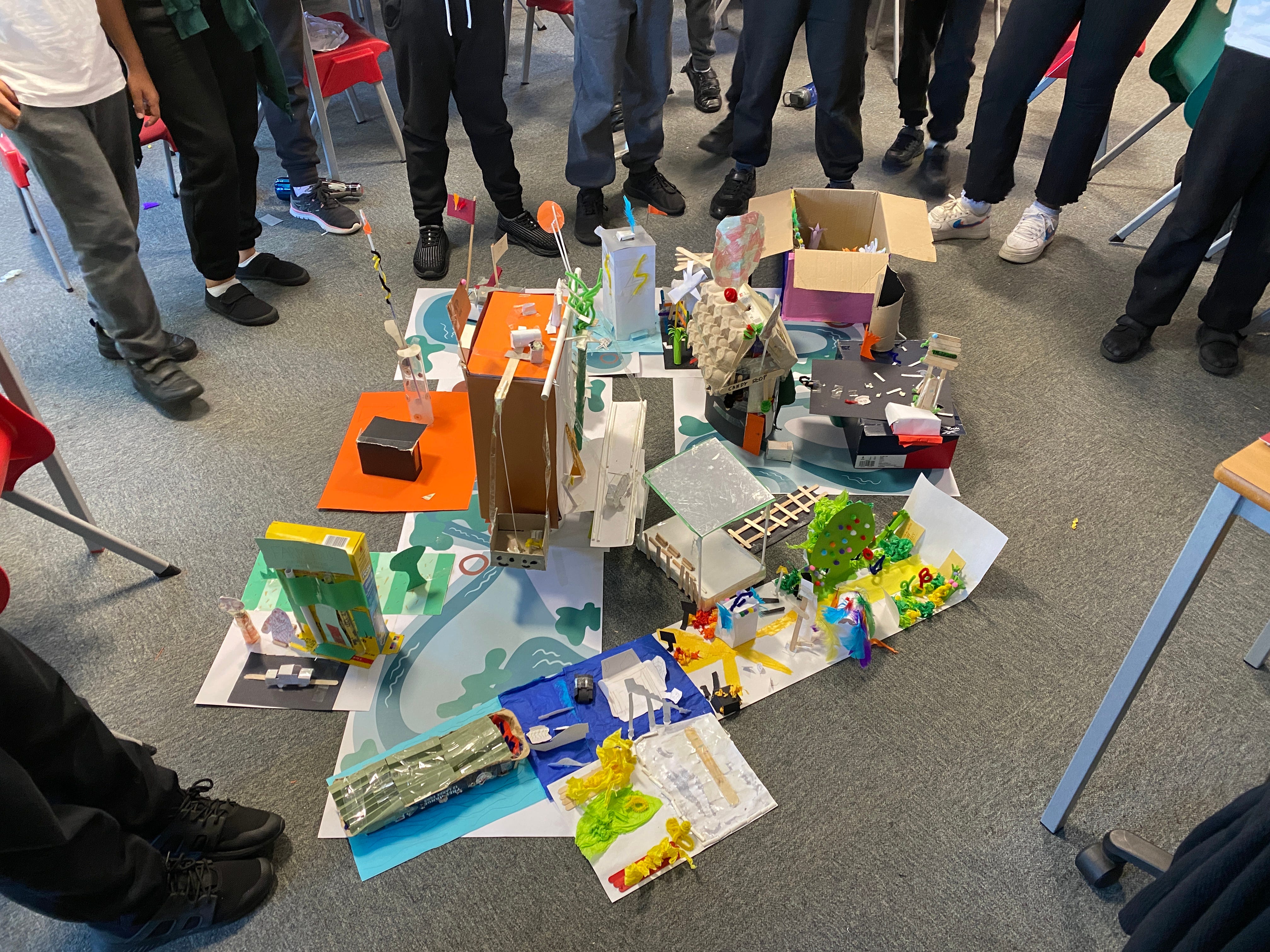 📝 Architecture in Schools - by Ana Vila - The Sketch Club