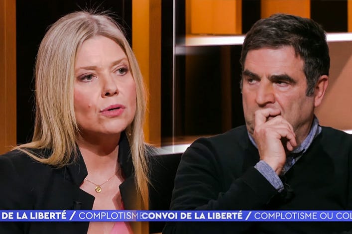 La « complotiste » Aude Lancelin prise à partie par Romain Goupil