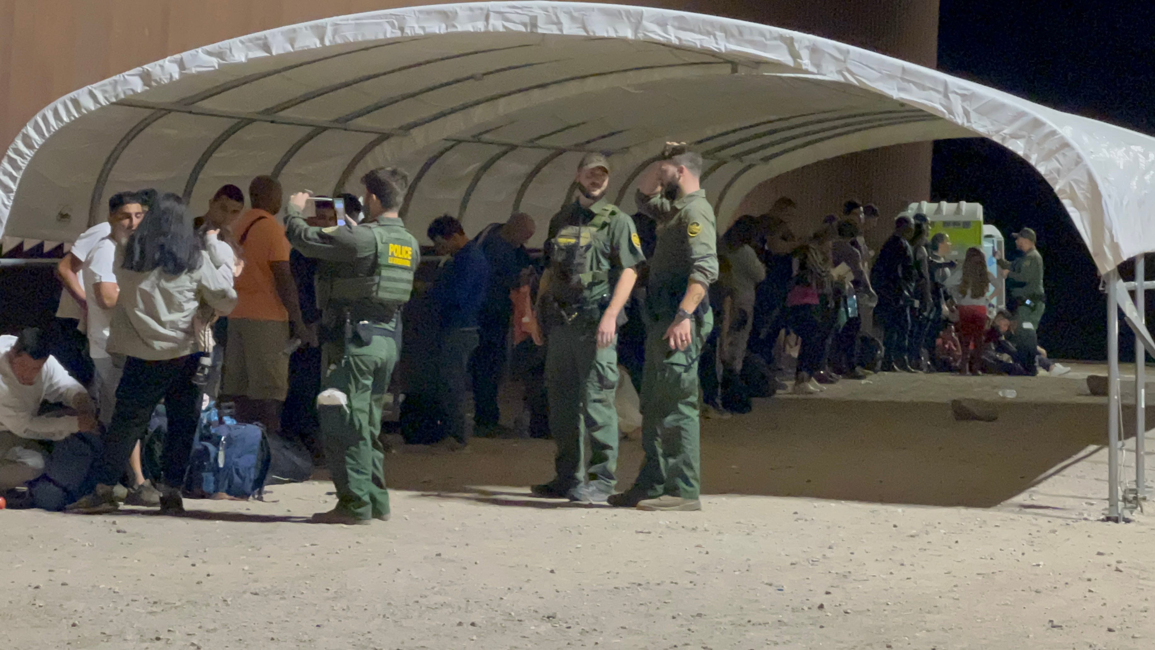 Mass Border Crossings in Yuma - by Jeff Rainforth