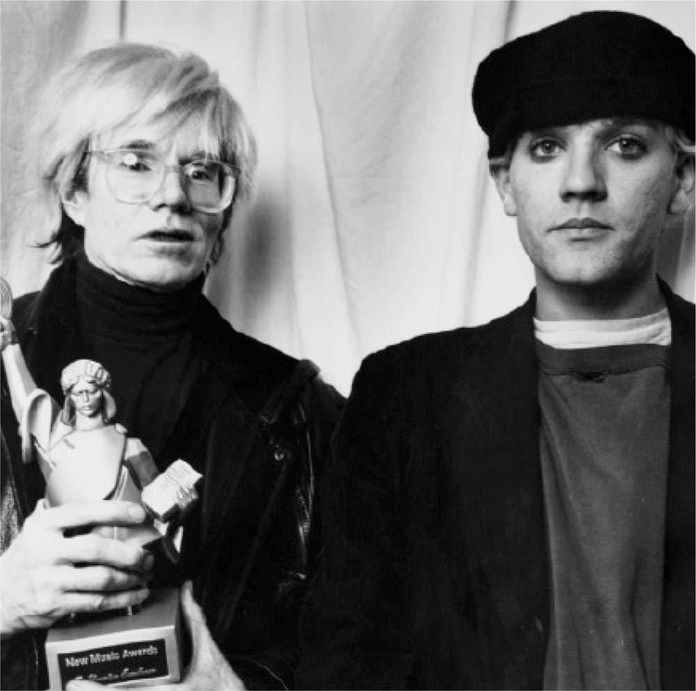 Michael Stipe FLAMBÉS his sneakers - Blackbird Spyplane